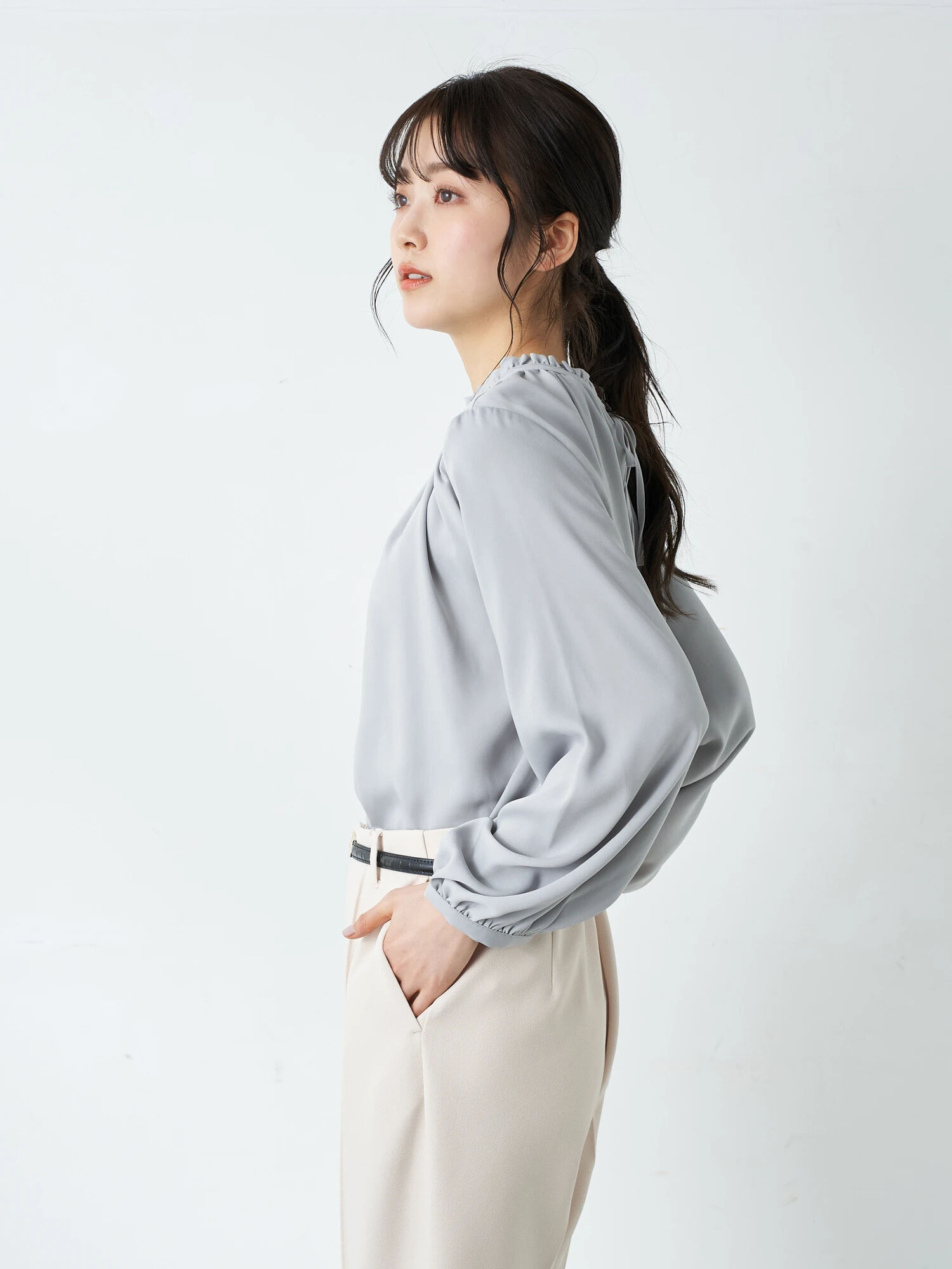 blate とろみ2WAYブラウス - トップス